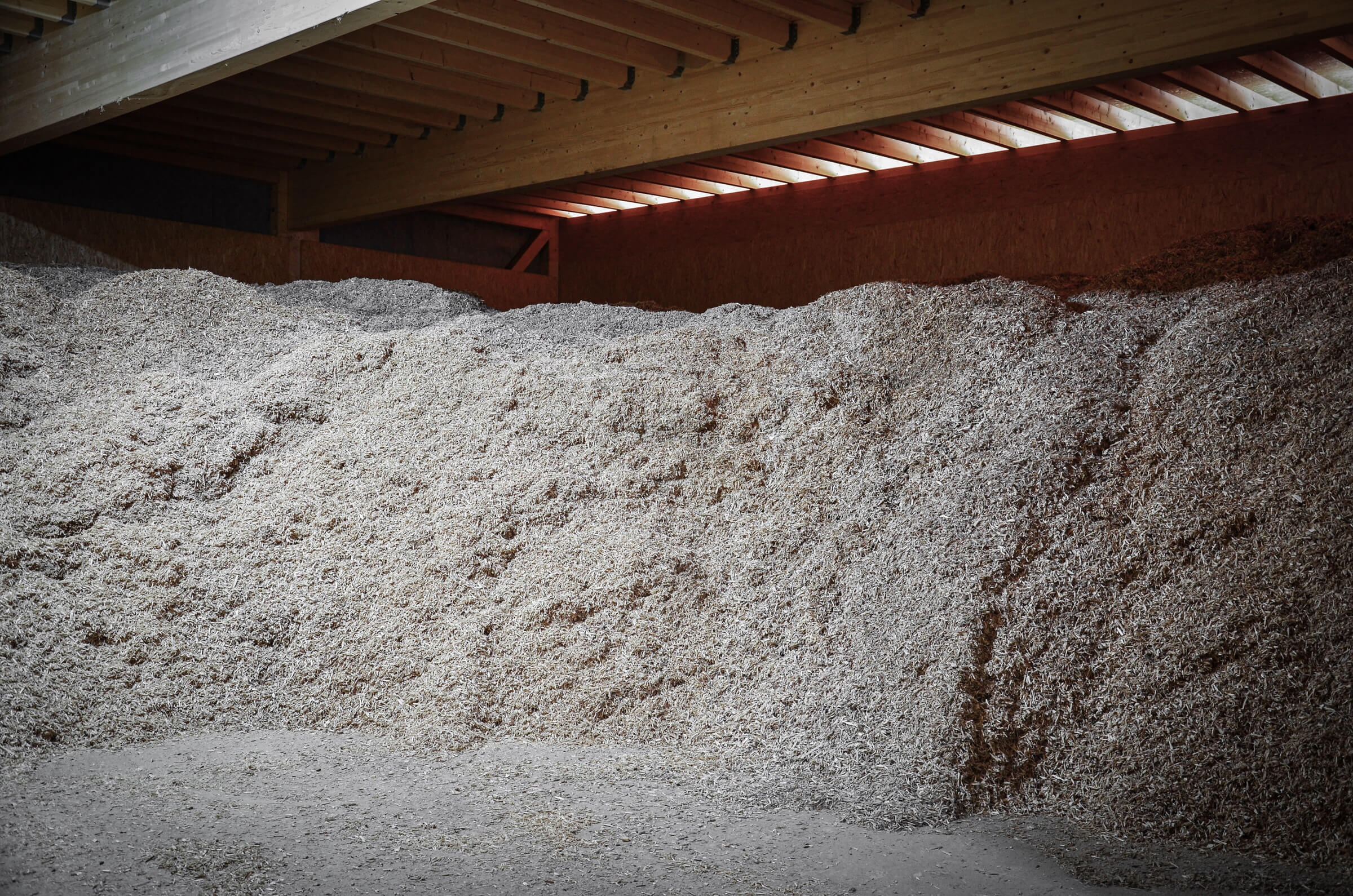 Shredding and recycling euro-pallets - WEIMA Maschinenbau