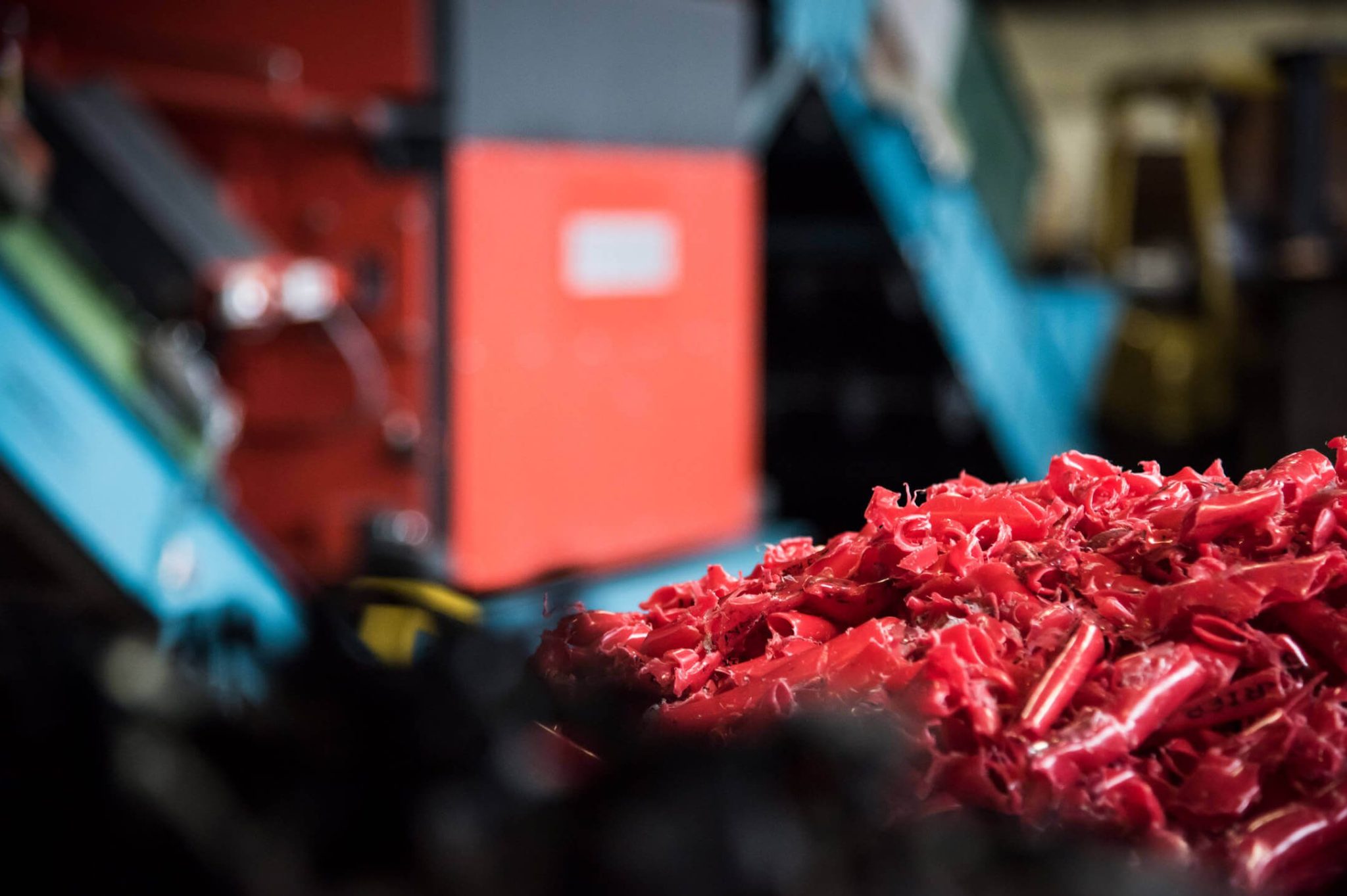 Shred and recycling plastic pipes made of HDPE, PP, PE and PVC