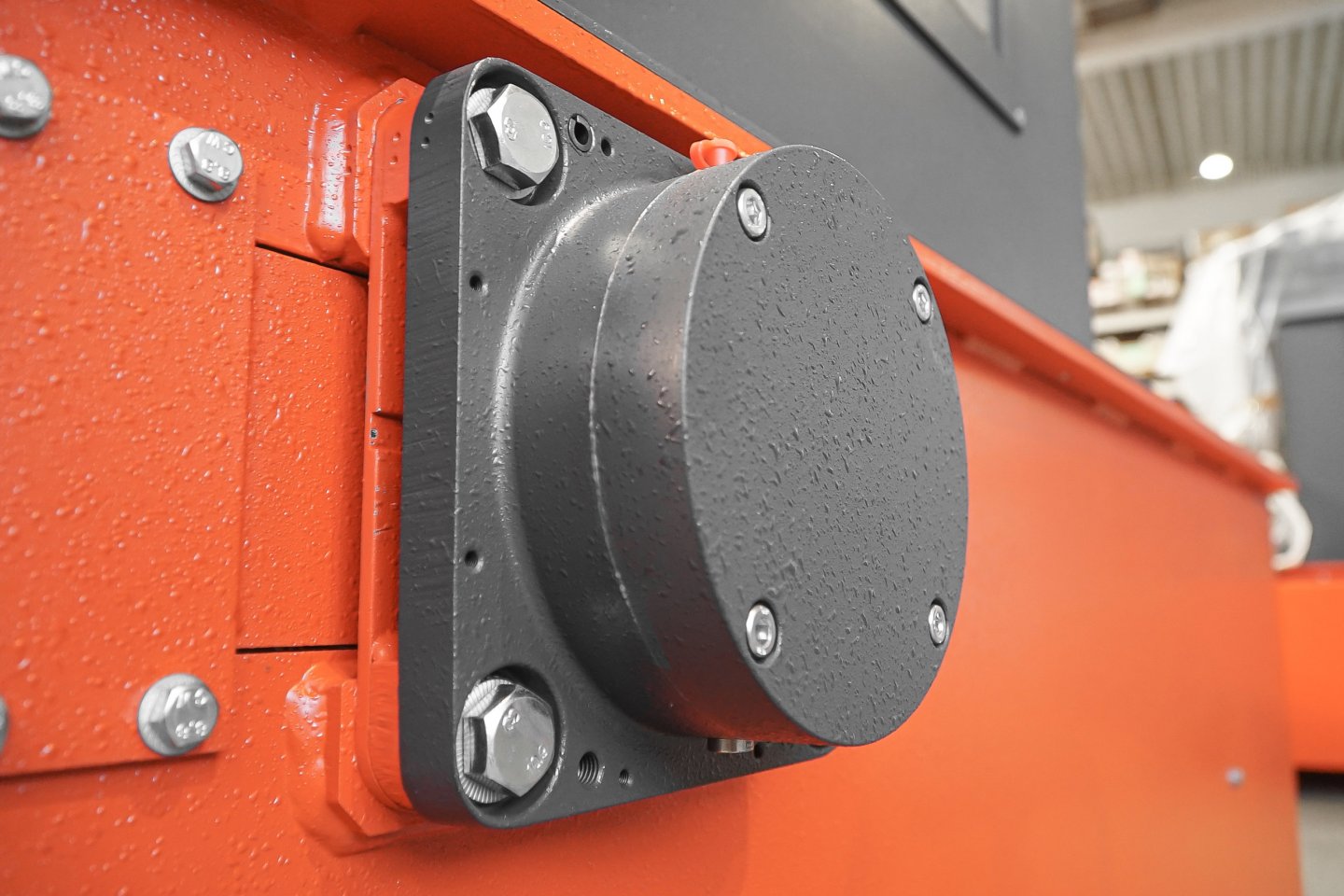 Single-shaft shredder WLK 800 for high throughput capacities