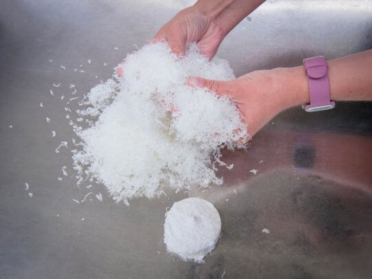 Maui Jim recycles optical swarf with a WEIMA briquette press