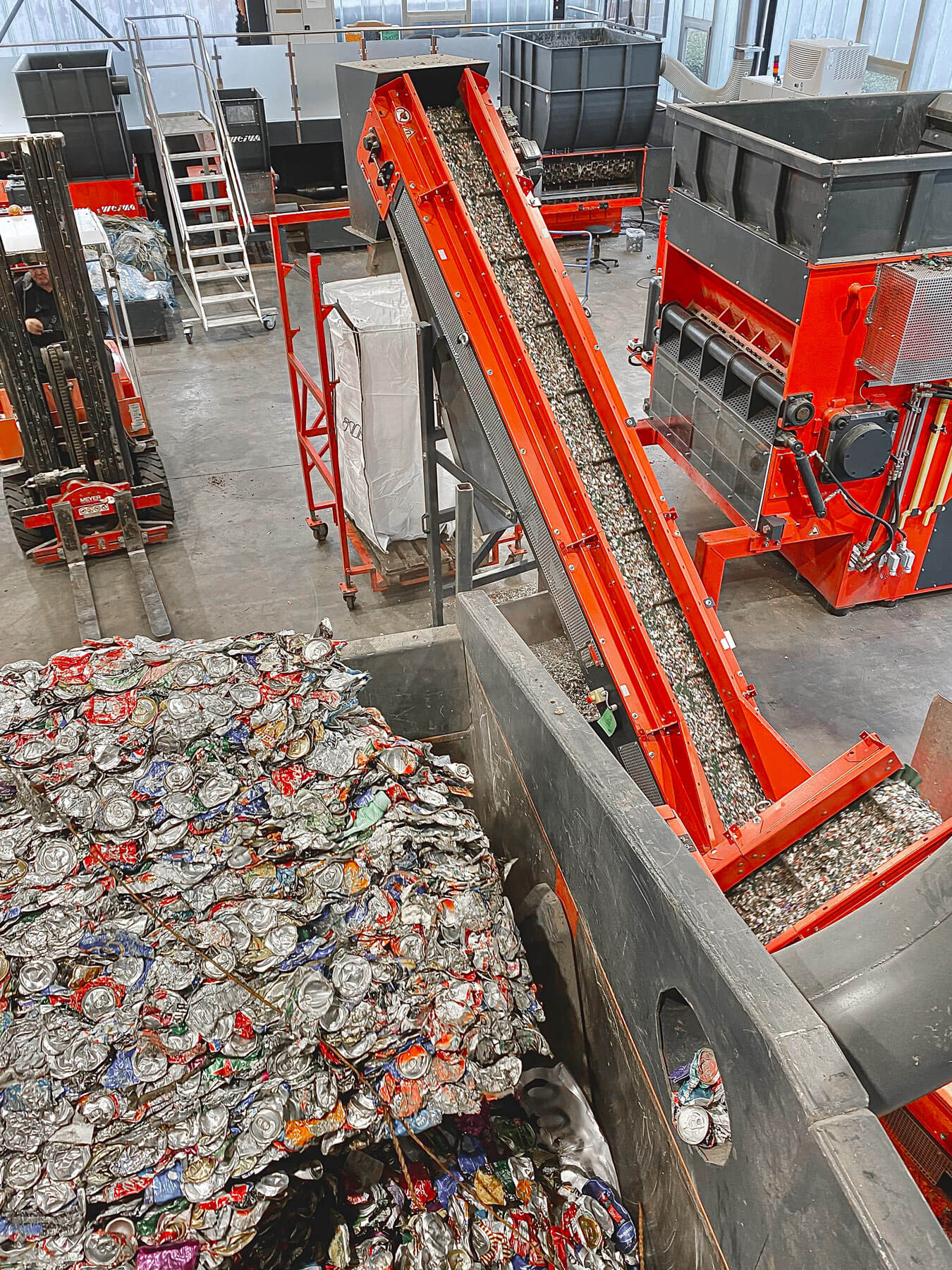 How to clean up metal shavings - Aluminum chip recycling
