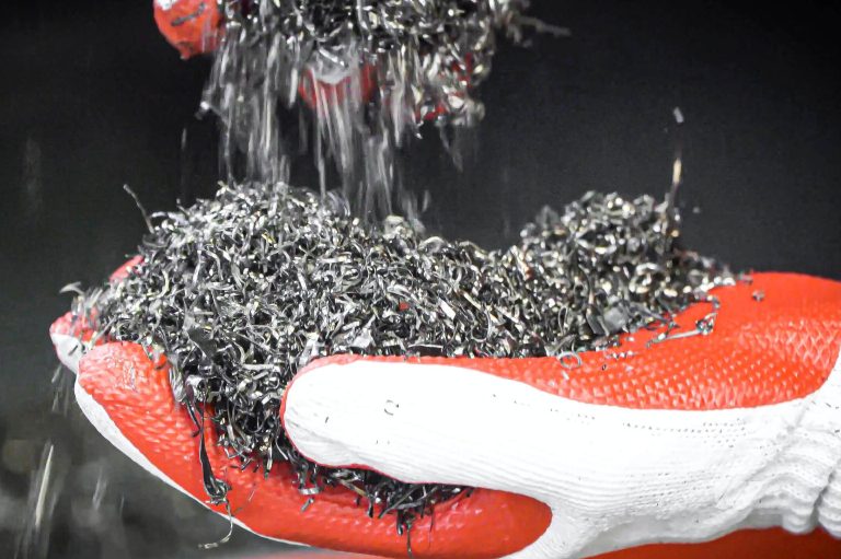 How to clean up metal shavings - Aluminum chip recycling