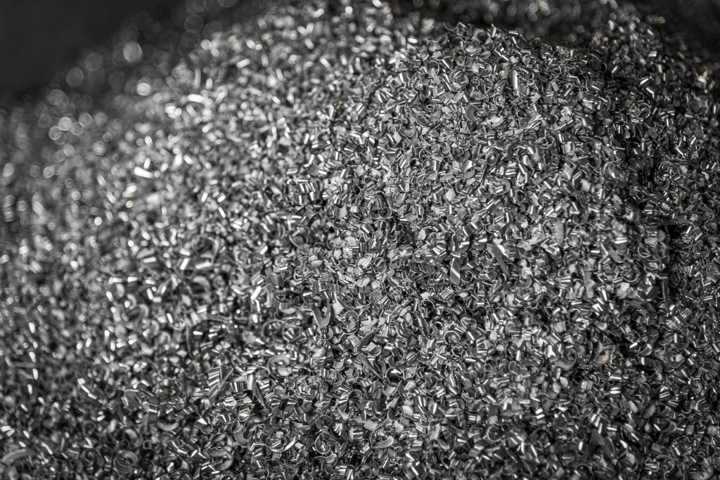 Aluminum milling chips metal waste briquetting, disposal and recycling
