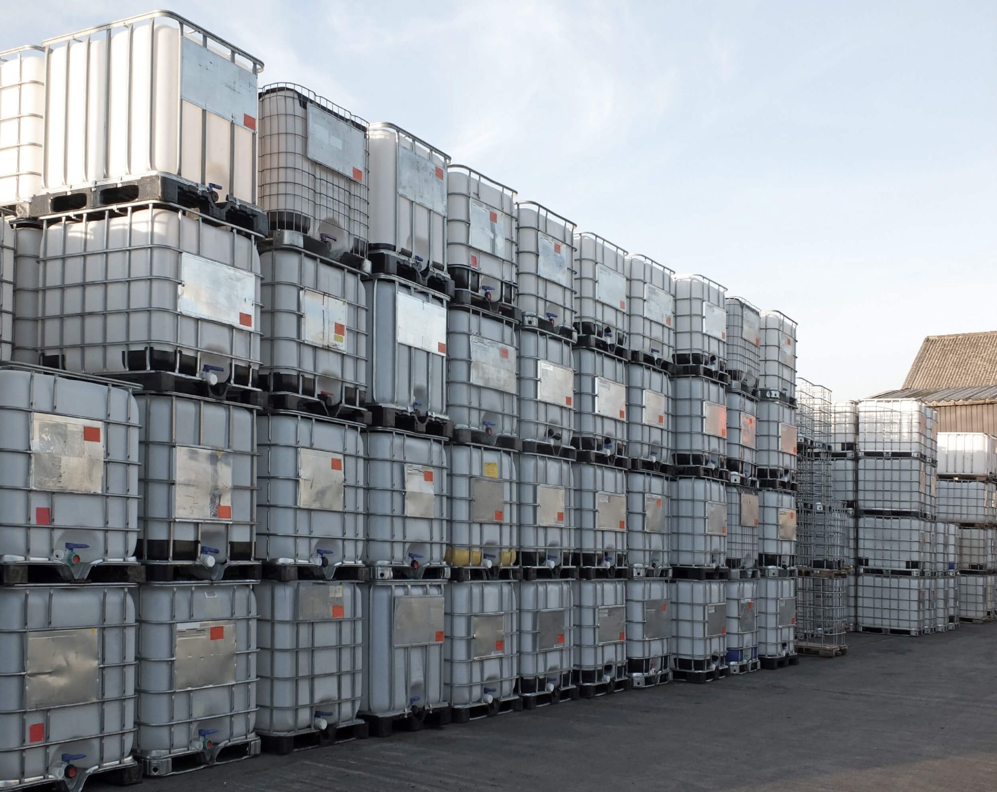 IBC container and plastic drum shredding and recycling