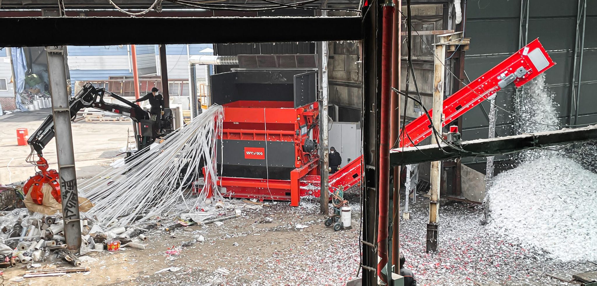 Industrial shredders & compressing technology by WEIMA