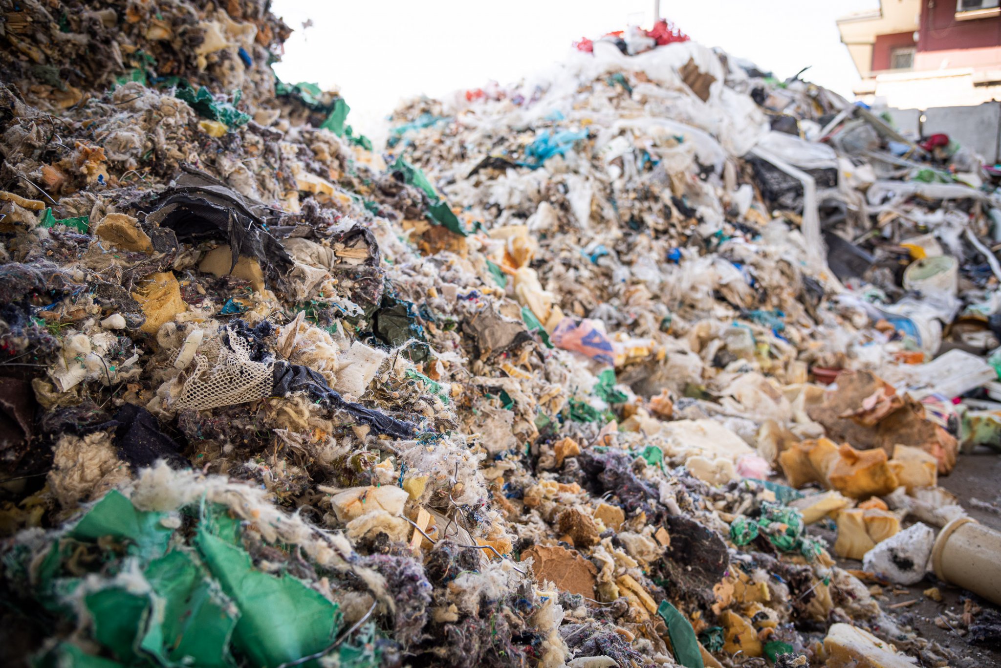 Municipal Solid Waste (MSW) | Residual waste shredding | WEIMA