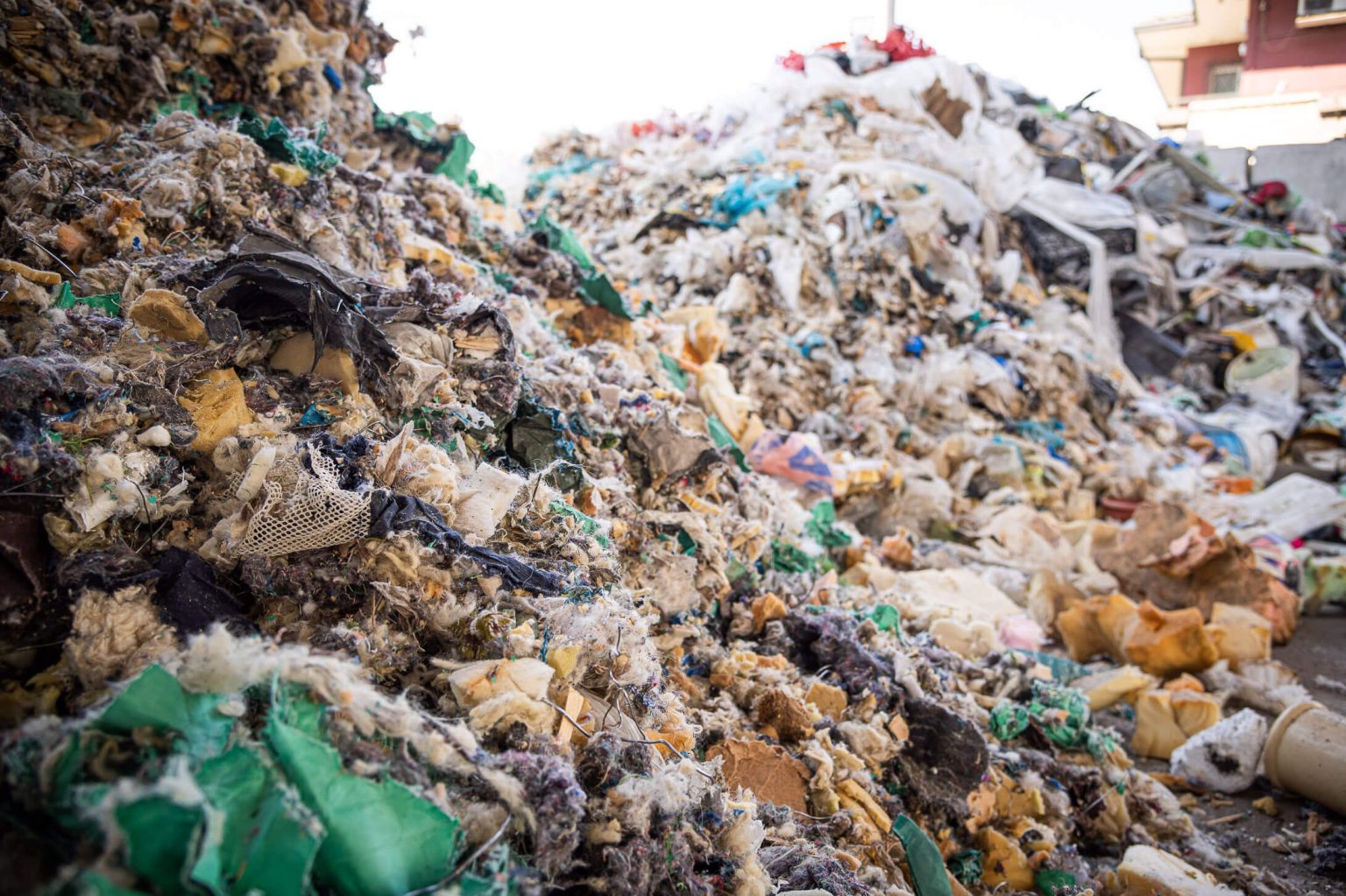 Municipal Solid Waste (MSW) | Residual waste shredding | WEIMA