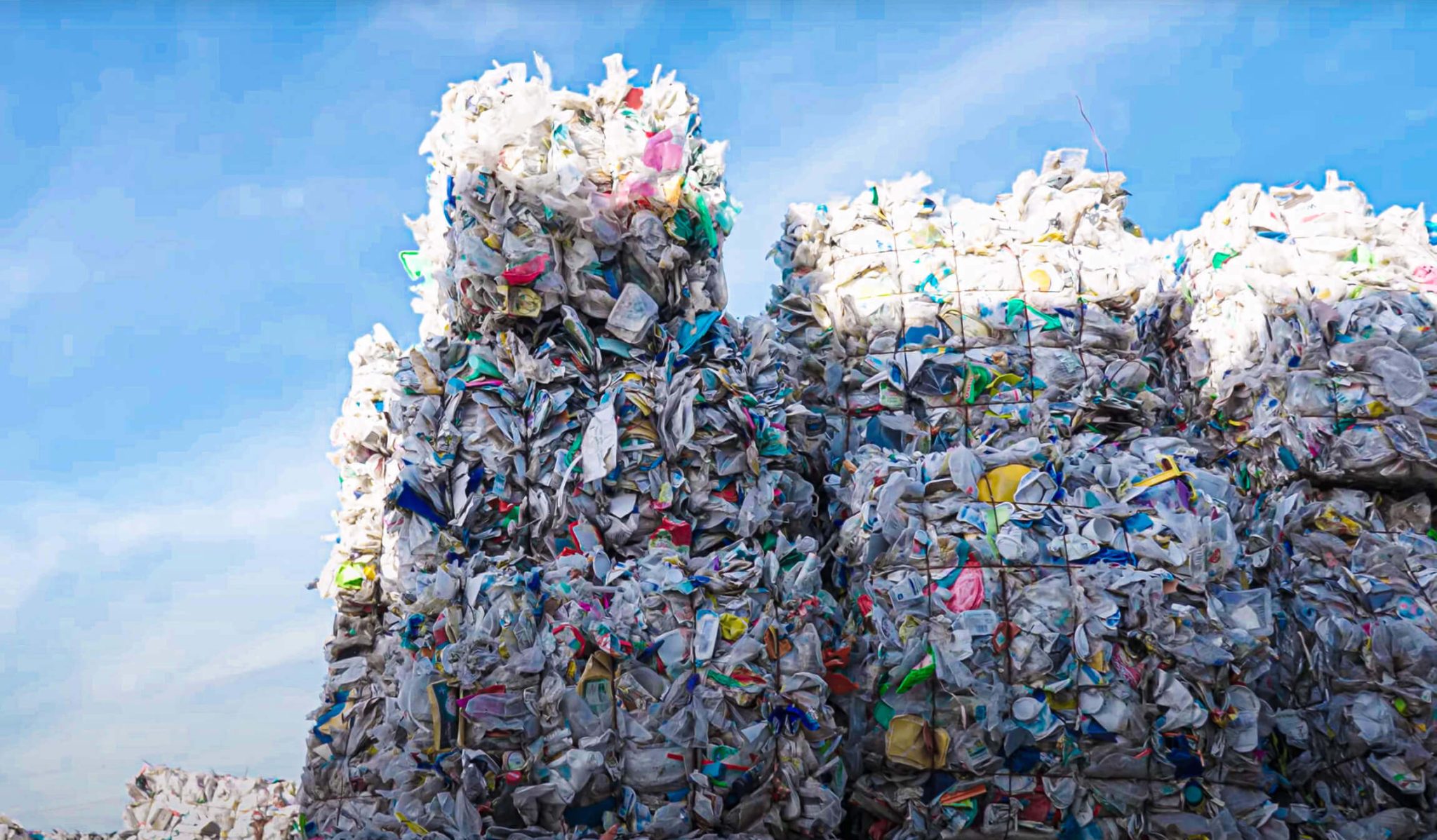 Shredders for Post-Consumer plastic waste | recycling from WEIMA