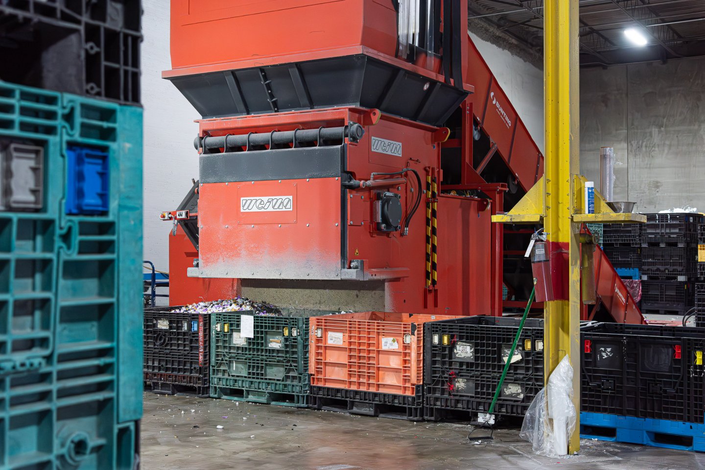 plastic purge shredding | Plastic Recycling, Inc.