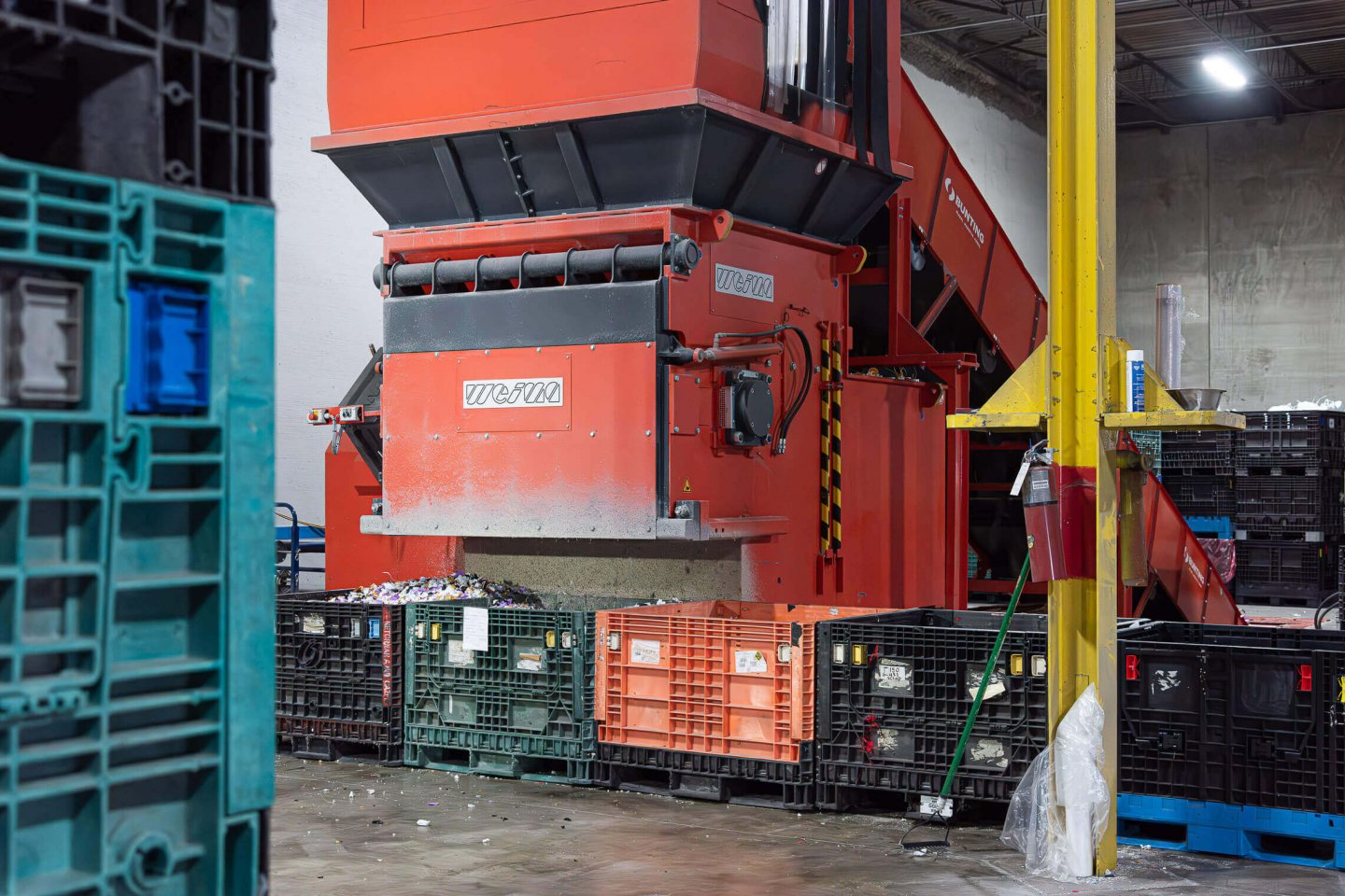 plastic purge shredding | Plastic Recycling, Inc.