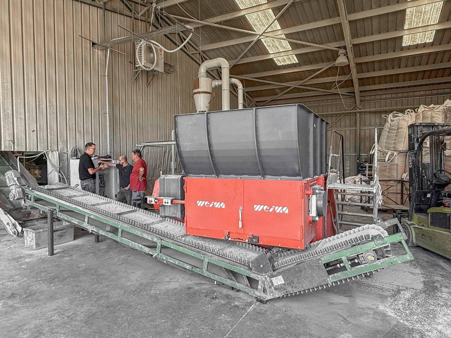 Industrial shredders & compressing technology by WEIMA